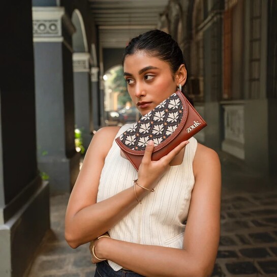 Zouk-Upto 46% Off on Wallet | Desidime
